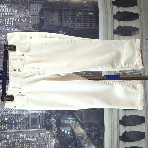 Cato | Jeans | Cato Premium Sz 8 White Cotton Blend Denim Capri Pants ...